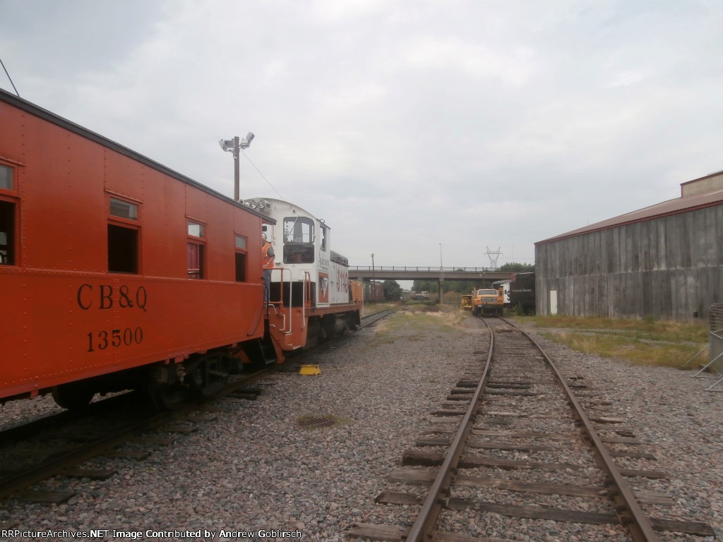 MNTX 3110, NP 328 Tender, BNSF 9667 + CREX 1301